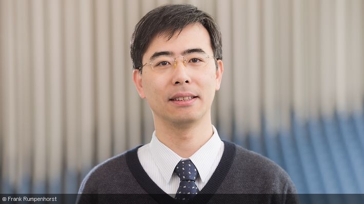 Junyi Zhu | Deutsche Bundesbank Junyi Zhu | Deutsche Bundesbank