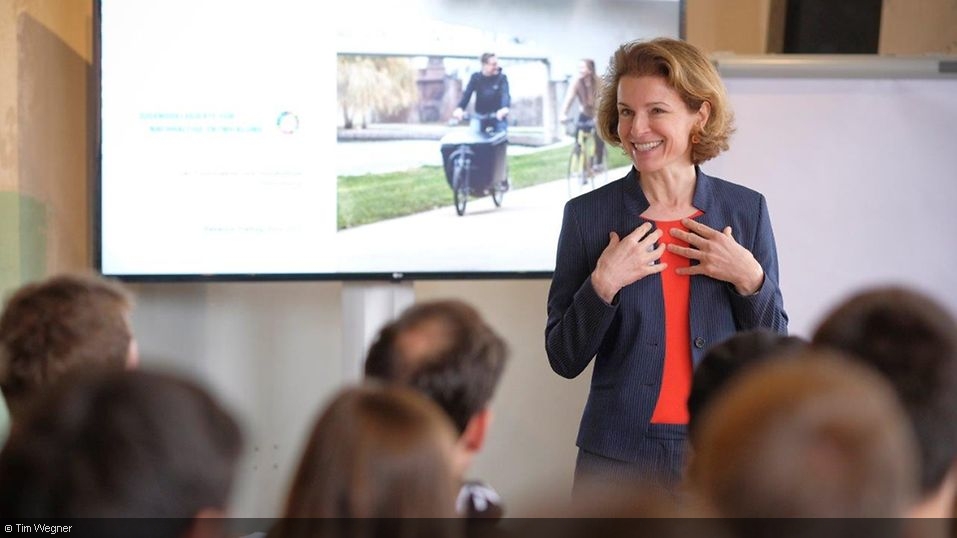 Auch Zentralbanken spielen im Kampf gegen den Klimawandel eine Rolle ...