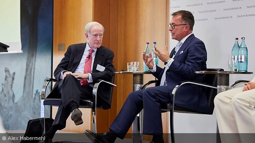 Ökonomieprofessor Benjamin M. Friedman zu Gast bei der Bundesbank ...